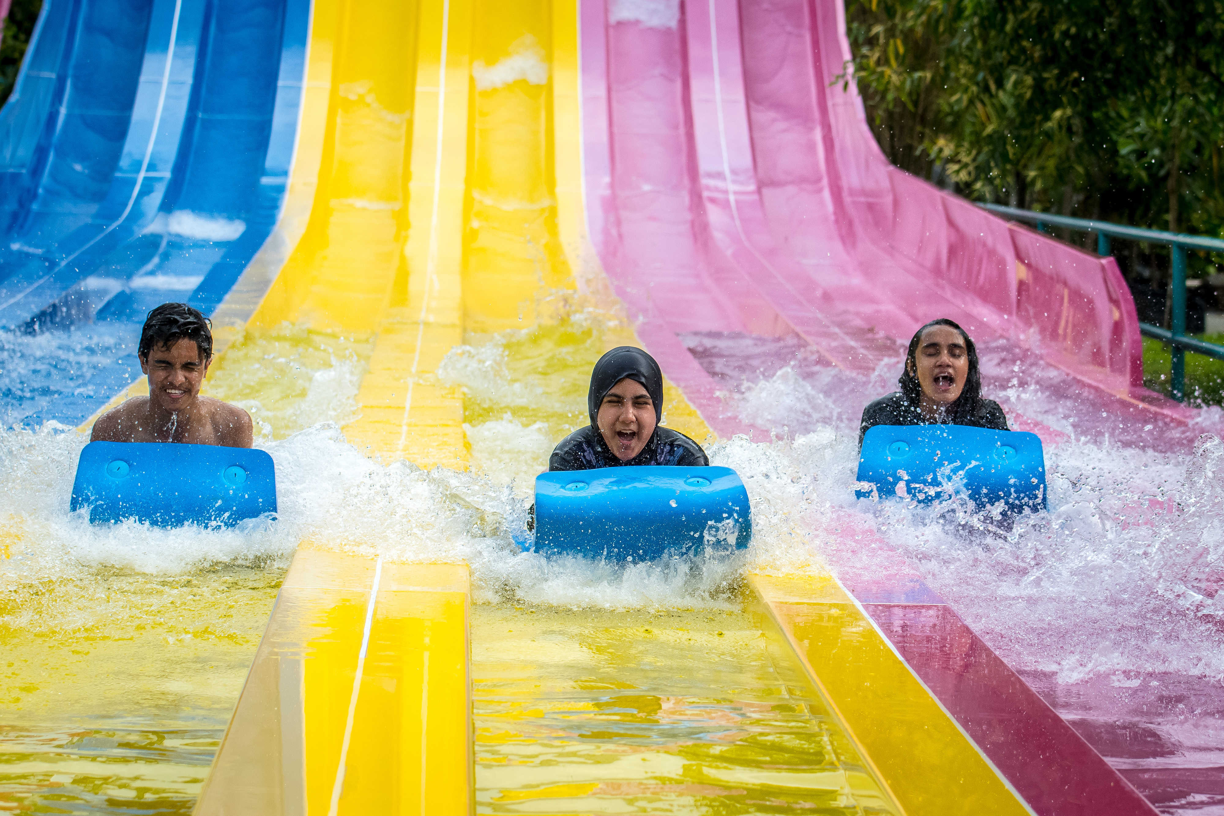 Rainbow Water Slide | Slide Rainbow & Rainbow Water Park Manufacturer ...
