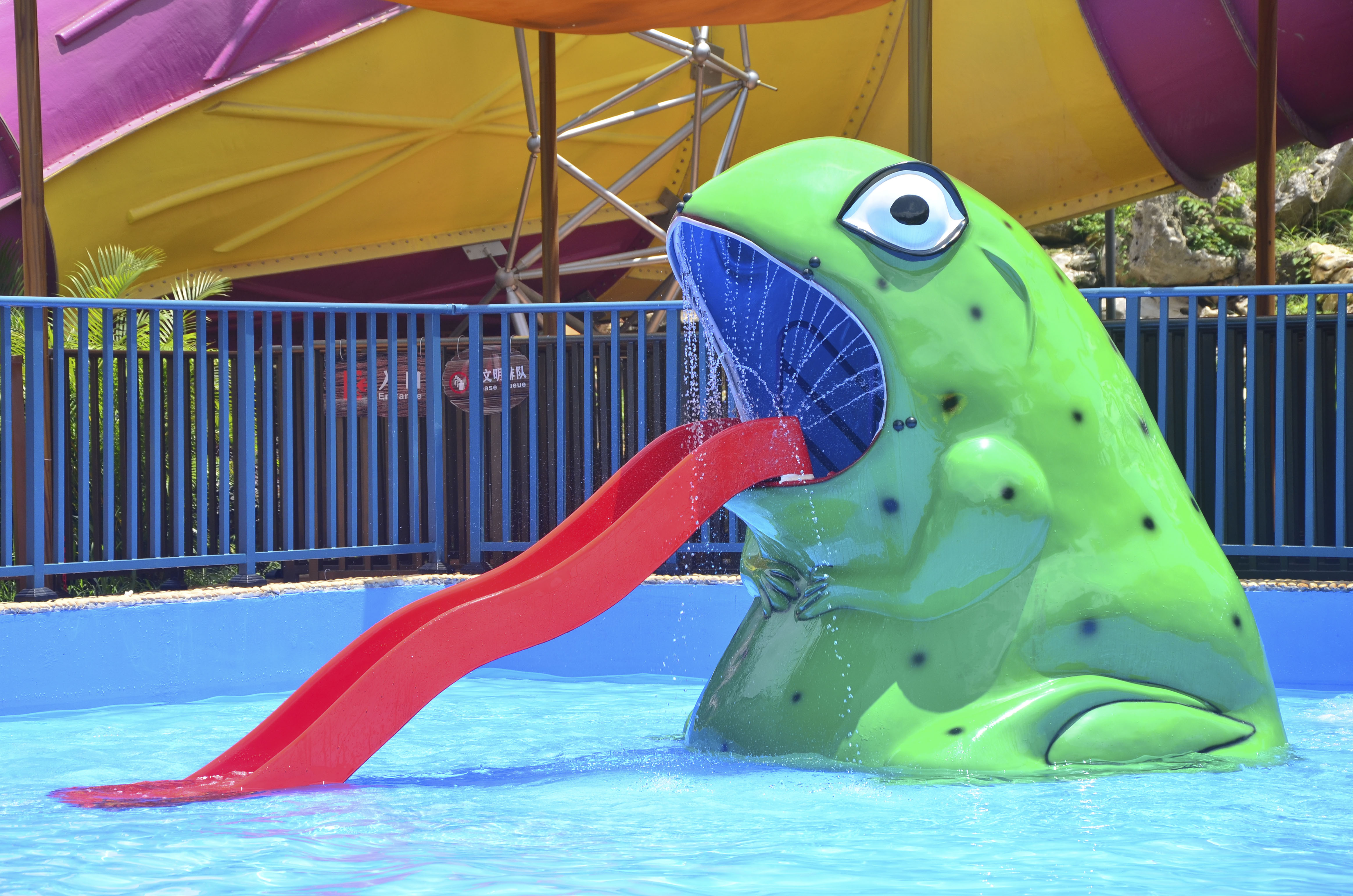 Cheap Frog Spray for Children，Spray And Splash Water Slide - Dalang ...